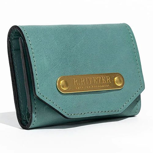 A buyer's guide to women's wallets made in the USA